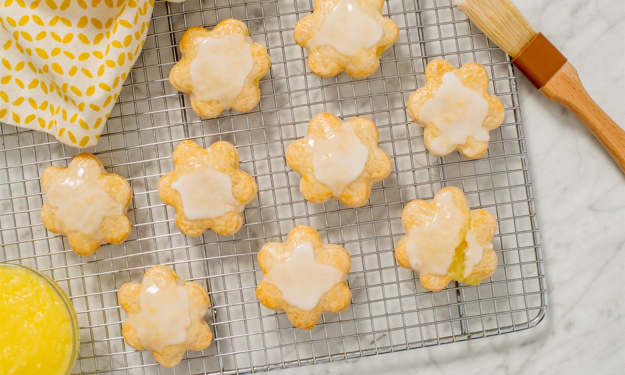 Lemon Flower Cookies Recipe | Dr. Oetker