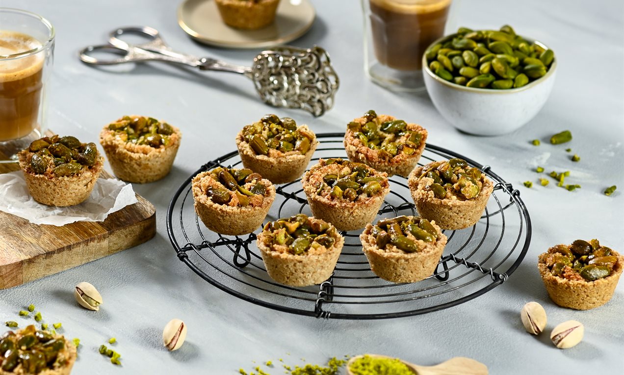 Gluten-Free Baklava Cups Recipe | Dr. Oetker
